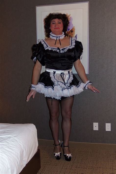 Man In French Maid Costume Prestastyle