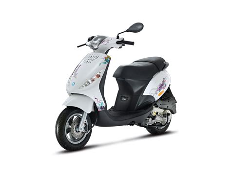 Motorrad Vergleich Piaggio Zip 50 2t 2012 Vs Sym Mio 50 2012