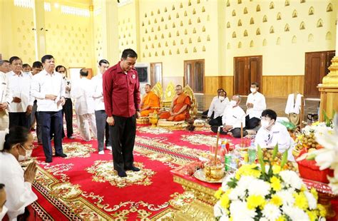 ឯកឧត្ដម អ៊ុន ចាន់់ដា អភិបាលនៃគណៈអភិបាលខេត្ដកំពង់ចាម