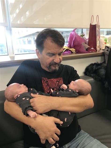 Готини искам да ви запозная с две чаровни принцеси Niki Kunchev