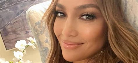 Jennifer Lopez In White Swimsuit Proves Shes Forever Young
