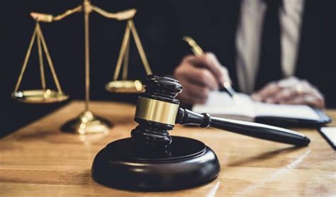 Иргэдэд утсаар хууль эрхзүйн үнэ төлбөргүй зөвлөгөө өгнө