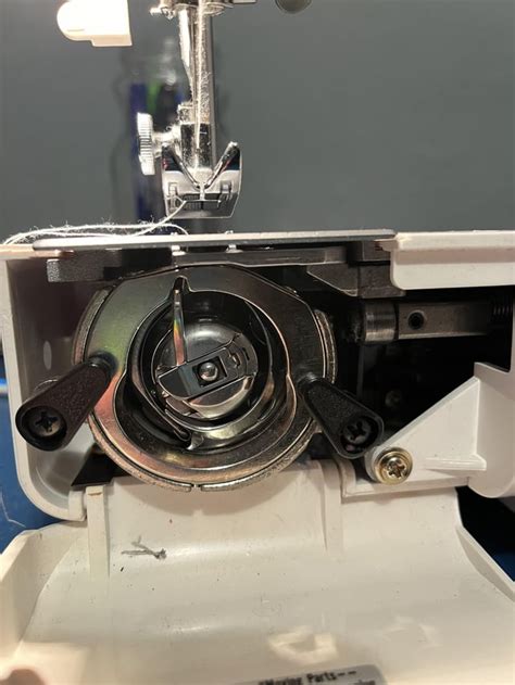 Simplicity Model 1170 Wont Move Fabric At All Without Pulling It Through Seems To Be No Way To