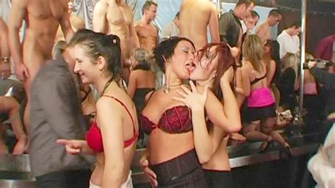 Group Fuck Show Everywhere You Look Is Sex Seventeen