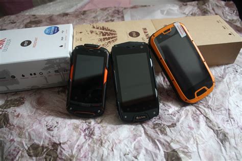 Китайские смартфоны China Противоударный телефон Land Rover A3 Предлагает купить