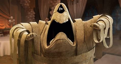 🖼 Все кадры из мультфильма Монстры на каникулах 4 Трансформания