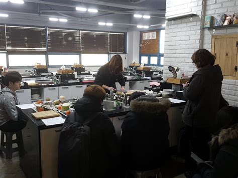 이성실요리커피제빵학원 이번에올리는 수업의 사진은~~~ 일식조리기능사반의 수업이랍니다~~