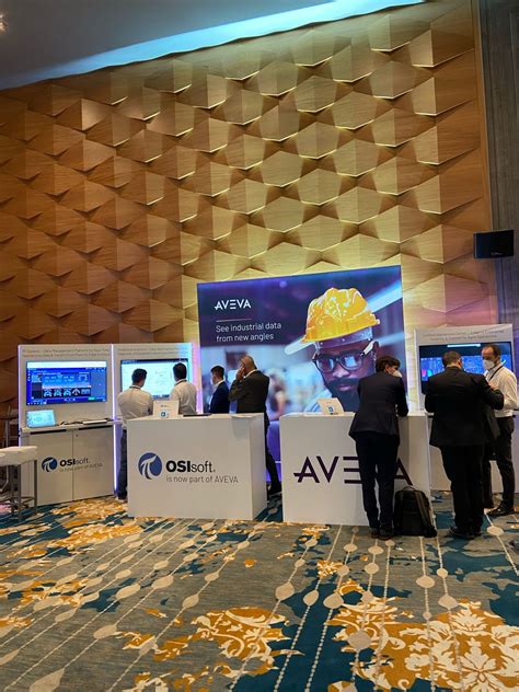 Aveva Iotworld Pisystem Iot Predictiveanalytics Datamanagement Omar Alomari