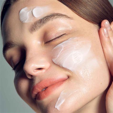 Glocela™ Rich Cream Barneys New York Beauty In 2025 Younger Looking