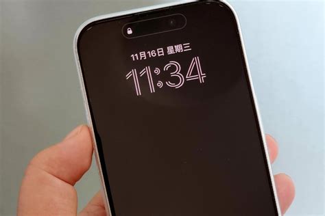 How To Make IPhone S Always On Display Darker By Disabling Wallpaper And Notifications IOS Hacker