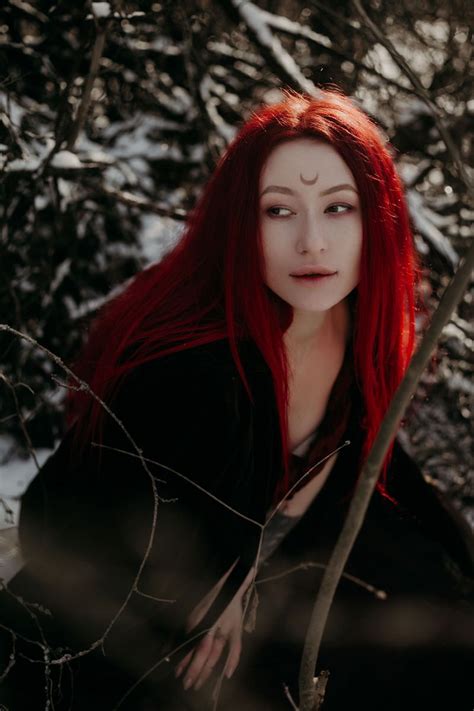 La Ragazza Dai Capelli Rossi