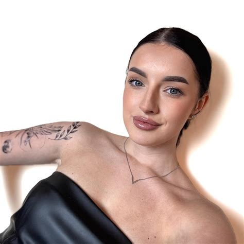 Оленка Перманентний Макіяж