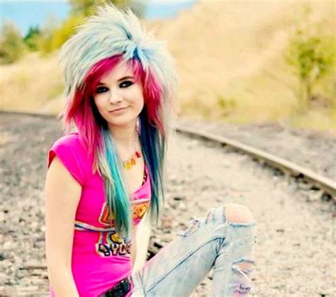 Scene Girls With Pink Hair