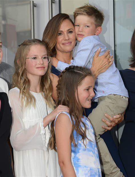 Details We Know About Jennifer Garner And John Millers Relationship