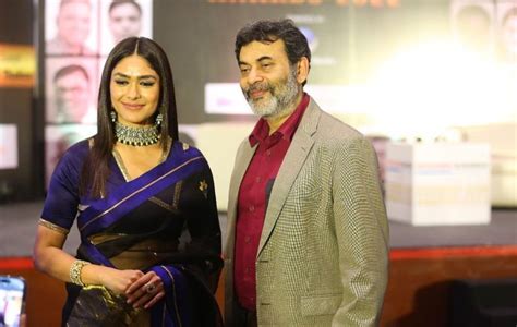 Mrunal Thakur Looks All Things Glam In A Black Organza Saree At An