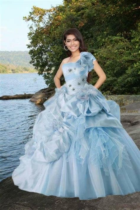 Sotheary Bee Cambodia Universe 2017