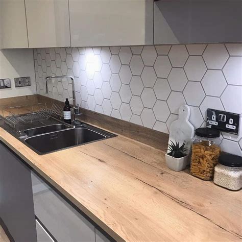 Hexagonal Tile Kitchen Backsplash