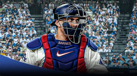 Dodgers Bringing Veteran Catcher Back After World Series