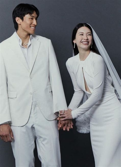 모델 김진경 국대 골키퍼 김승규와 오늘 결혼축구가 맺어준 ♥ 헉스