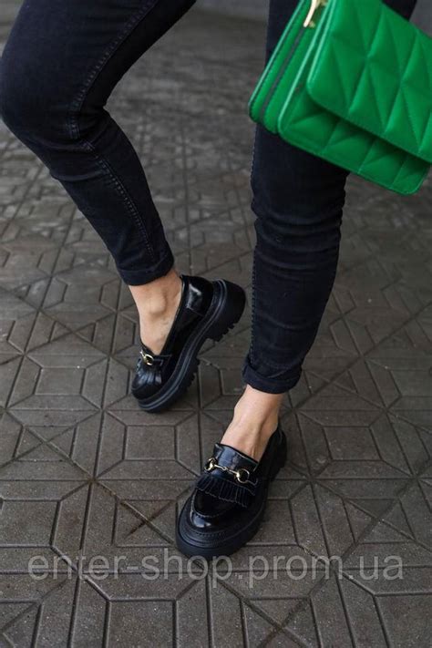 Купити Туфлі Лофери жіночі з натуральної шкіри чорні Лофери жіночі з натуральної шкіри чорного