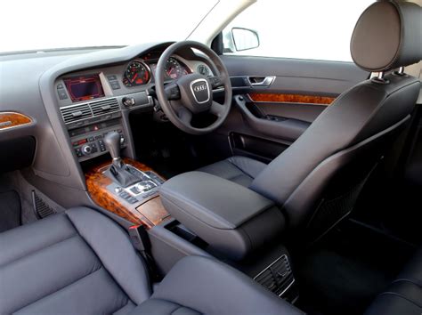 アウディ A6 3代目 2004 2011 ：シングルフレームグリルの採用でスタイリッシュに [c6] ビークルズ