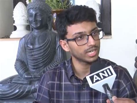 Madhya Pradesh Bhopal Raises Toast For Ayan Jain As He Ranks 16 In Upsc Cse 2023