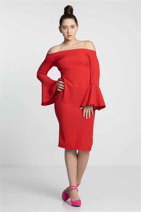 Cora B New View Modeling