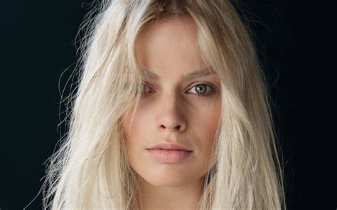 배경 화면 얼굴 여자들 초상화 금발의 긴 머리 파란 눈 사진술 마고 로비 흑발 유행 입 코 사람 피부 수퍼 모델 소녀 아름다움 레이디 말