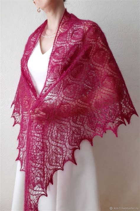 Шали Вязаная ажурная шаль из кид мохера с шелком на заказ в интернет магазине Ярмарка Мастеров