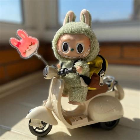 Jual [ Stellar Official ] Labubu Vespa Labubu Motorcycle Motor Labubu Aksesoris Boneka Aksesoris