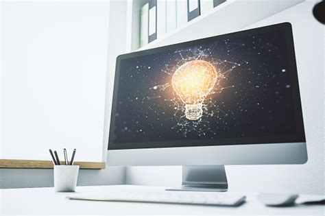 창조적 인 전구 홀로그램 연구 및 개발 개념과 현대 컴퓨터 모니터 3d 렌더링 0명에 대한 스톡 사진 및 기타 이미지 0명