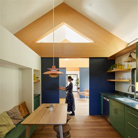 Cosmic Adu Is A “self Powered Home” That Uses No Fossil Fuels