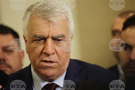 ПП ДБ и ГЕРБ си стиснаха ръцете за сметка на еднократната помощ за деца във втори трети и