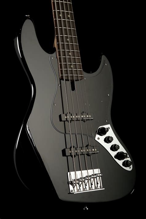 Sire Marcus Miller V3 5 String V2 Bass Centre