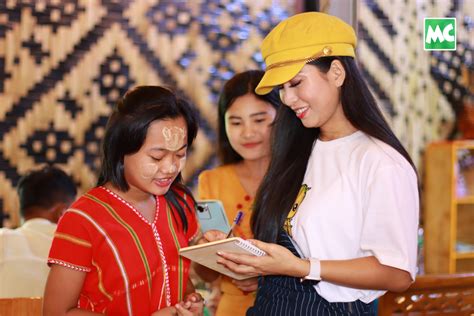 ရင်ခွင်မဲ့ သူများကျောင်းမှာ အလှူလုပ်ခဲ့တဲ့ ပိုပို