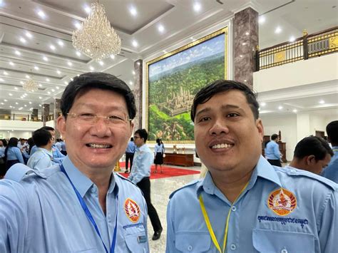 អបអរសាទរ លោក អ៊ុយ រិទ្ធី «ត្រូល ឆាវឆាវ