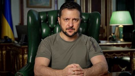 «Исторический день Зеленский призвал военных РФ на правом берегу