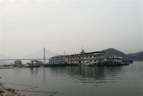 中水门江上风光，宜昌