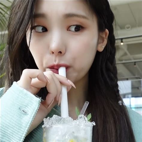 Pin By On Itzy Itzy Kpop Icon