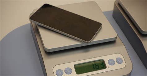 삼성 ‘갤럭시 S25 엣지 공개…“얇아도 빠진 기능 없이 구현”[현장]