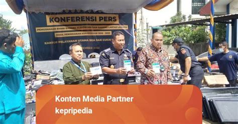 Bea Cukai Batam Musnahkan Ribuan Barang Elektronik Ilegal Hingga Sex