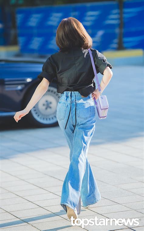 [hd포토] 레드벨벳 웬디 러비 만나러 가야징 웬디의 영스트리트 출근길 네이트 연예