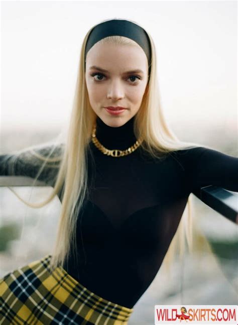 Anya Taylor Joy Anyataylorjoy Owlicats Nude OnlyFans Instagram Leaked Photo