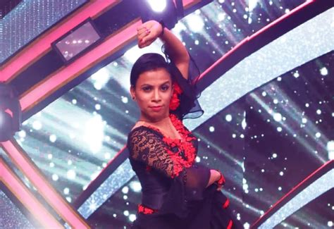 Bollywood Dance Overview History Styles And Choreography