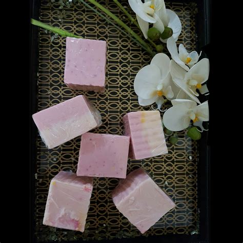 Very Berry Strawberry And Guava Moonlight Herbs