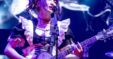 Band―maidが結成10周年ツアーの最終公演 女性のハードロックサウンドで「目標は世界征服ぽ！」 サンスポ