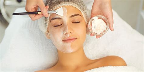 Esthetician Vs Aesthetician Whats The Difference Socal Barber