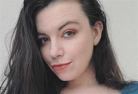 Lovely Lilith Biographywiki Age Height Career Photos And More