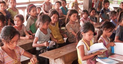 ພາສາອັງກິດ ແລະພາສາຈີນ ເປັນທີ່ນິຍົມສຳ ລັບນັກຮຽນນັກສຶກສາ ໃນ ສປປ ລາວ