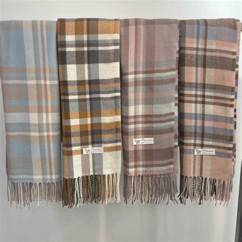 🔥당일출고🔥 고급 체크 목도리 가을 겨울 남자 여자 커플 쁘띠 털 머플러 에이블리